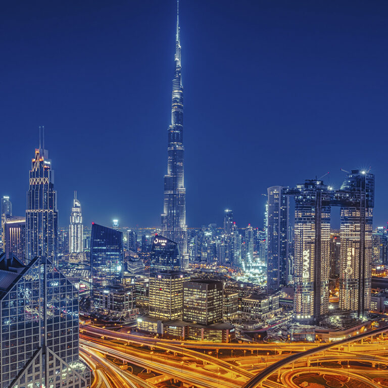 Unveiling the Magic: Dubai's Spectacular Drone Light Show - DroneX Show ...